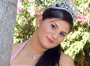 Es Connie Solís Portillo la homenajeada del mes – Periódico Zócalo ...