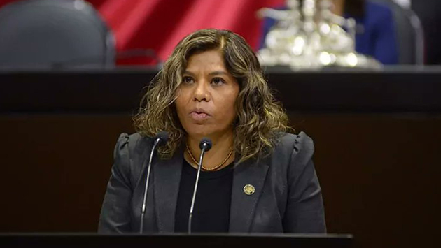 María José Alcalá, presidenta del COM, a favor de eliminar las barras ...