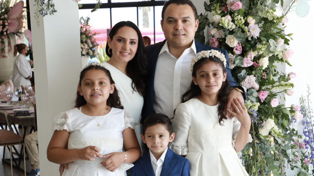 Daniela e Isabela reciben el sacramento de la Eucaristía – Periódico ...