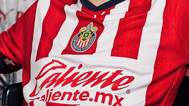Chivas presenta su nuevo jersey para el Apertura 2022 con cambio en el ...