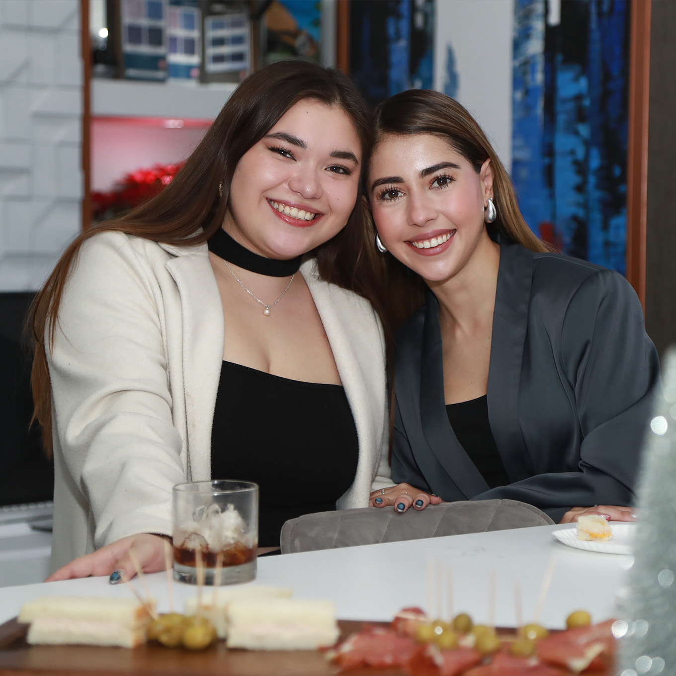 Las Socias Julissa Chávez y Paulina Arsuaga celebraron Dos años de ...