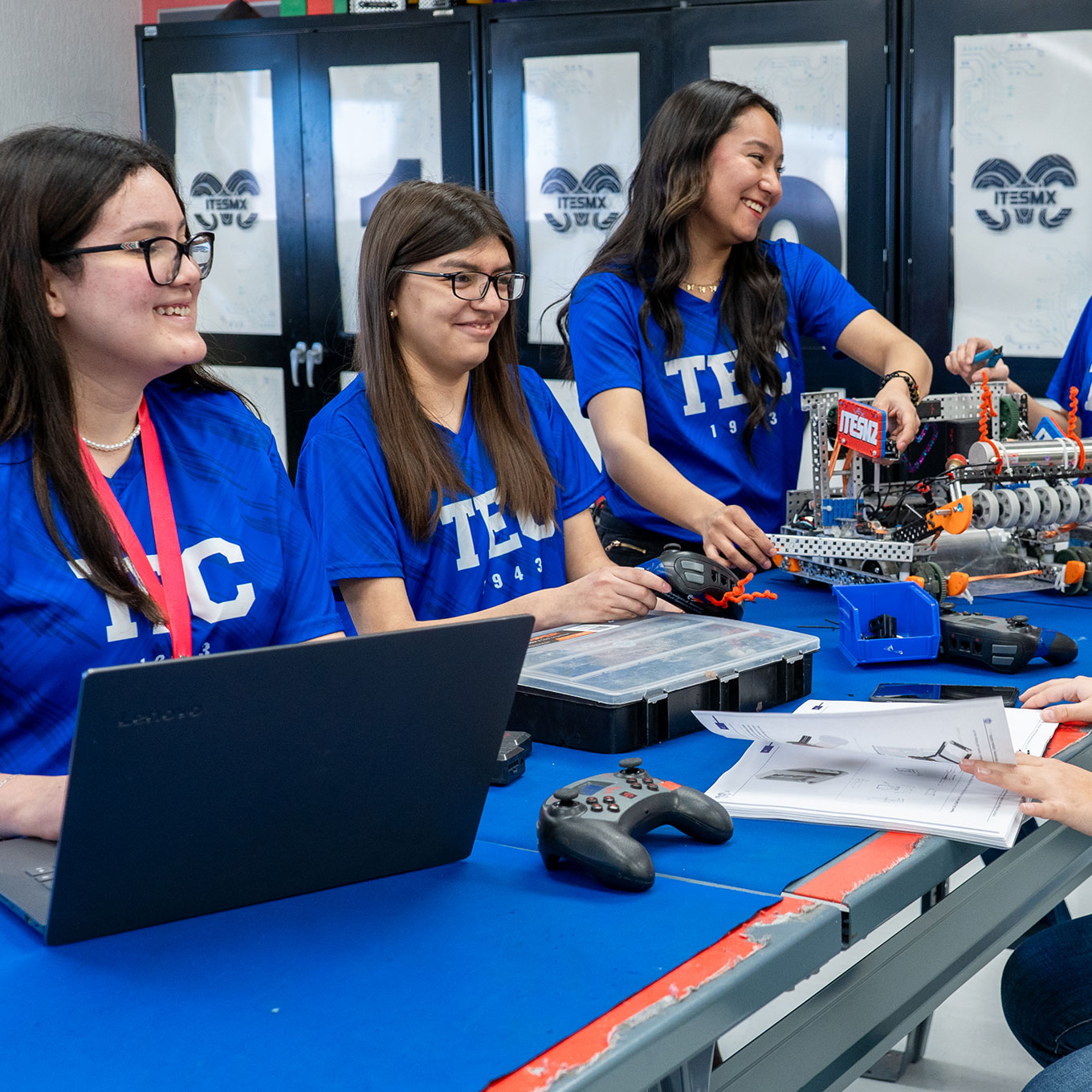 Tec de Monterrey ganan torneo de robótica – Periódico Zócalo | Noticias de Saltillo, Torreón ...