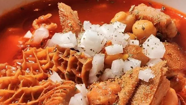 Abuelita muere atragantada mientras comía menudo en mercado de ...