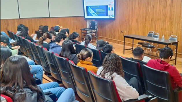 UAdeC lleva a cabo conferencia ‘Potencial Económico de la Región visto ...