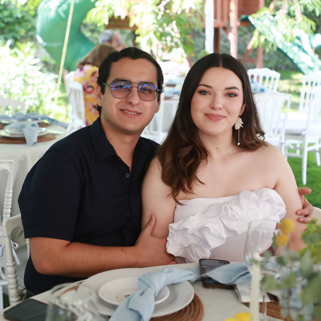 Rodrigo López Recio recibe el Bautismo – Periódico Zócalo | Noticias de Saltillo, Torreón ...