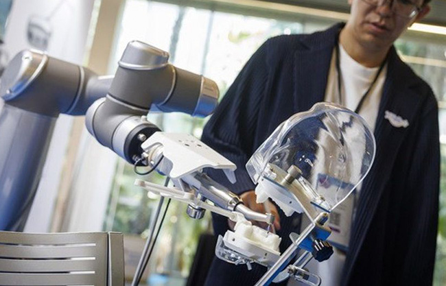Este robot YA hace cirugías dentales de manera autónoma: conoce a ...