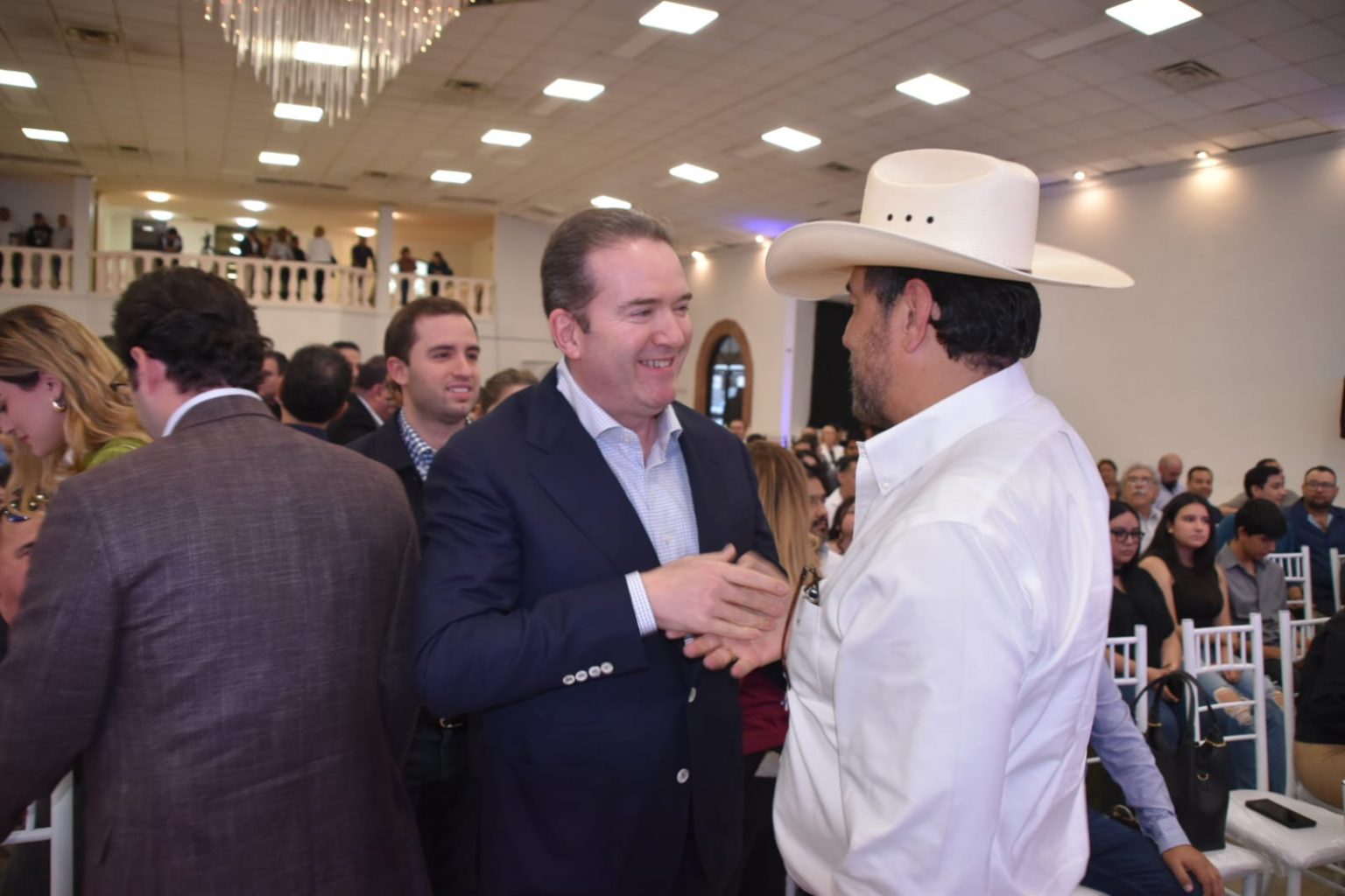 Presenta Jacobo Rodríguez gabinete municipal 2025-2027 – Periódico ...