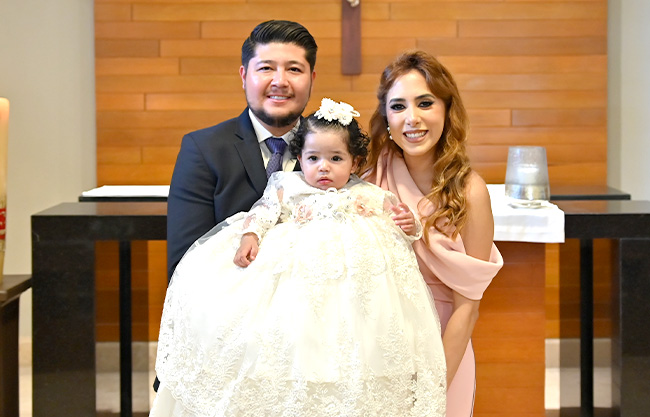 María Isabella recibe primer sacramento – Periódico Zócalo | Noticias ...